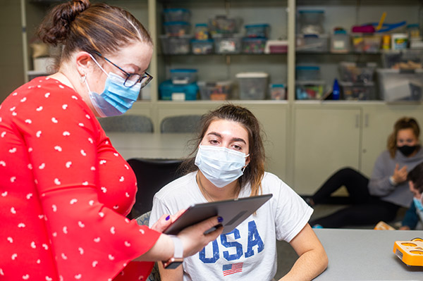 Online Teaching Undergraduate Programs | Bridgewater State University