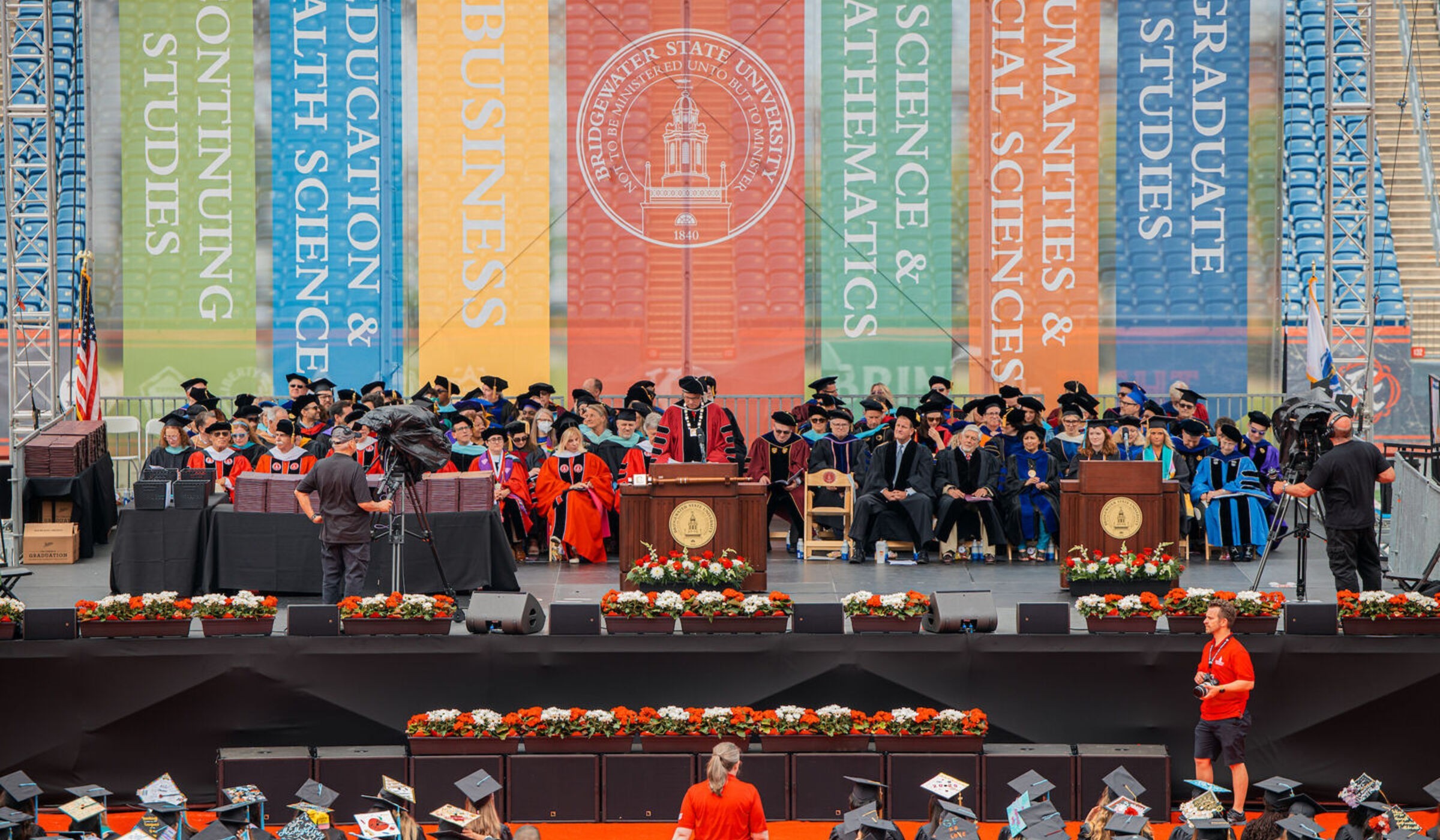 Planning Your Visit - Commencement | Bridgewater State University